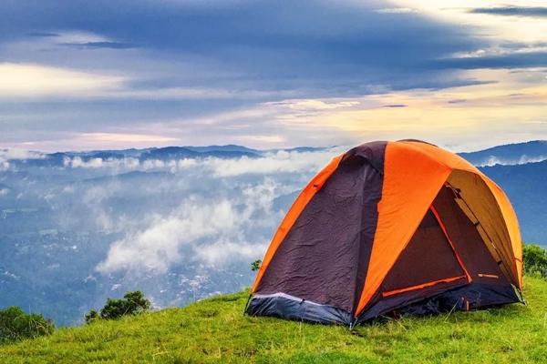 ADVENTURE TENTS 22 Hours 2 Person
